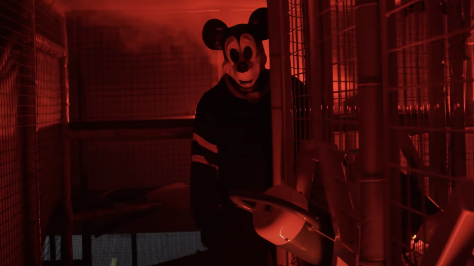 Mickey Mouse ganha filme de terror. Confira o teaser de Mickey's Mouse ...